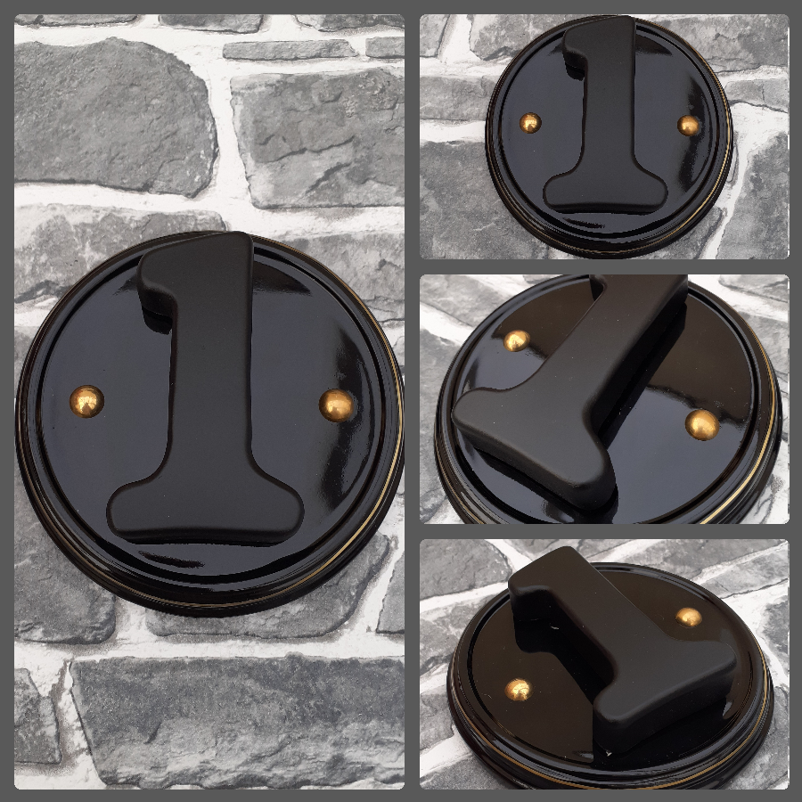 New Chunky Numbers Circle 150mm diameter - Meadow Place House Signs
