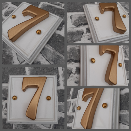 Square House Signs - Meadow Place House Signs