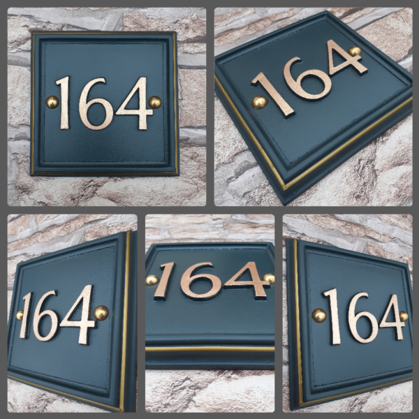 SQUARE.1 152mm x 152mm - Meadow Place House Signs